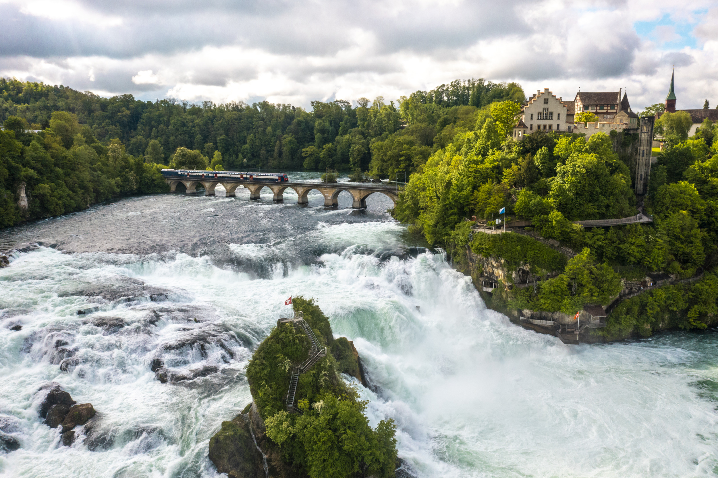 Zurich in Summer: Hidden Gems, Lakeside Swims & Local Food Experiences ...