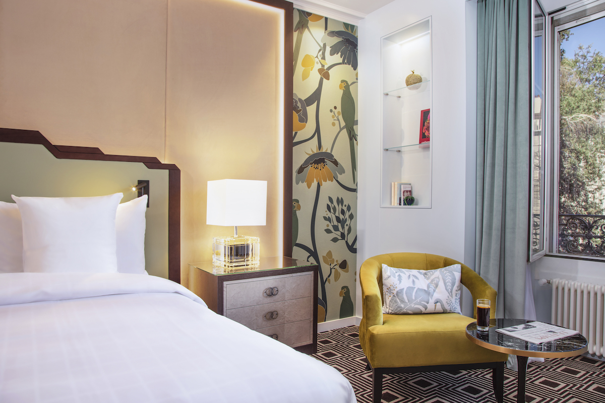 Book Hotel Bristol Geneva Switzerland - Magic Switzerland