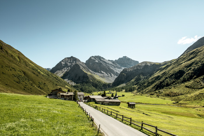 Graubunden Switzerland Destination - Glacier Express Train