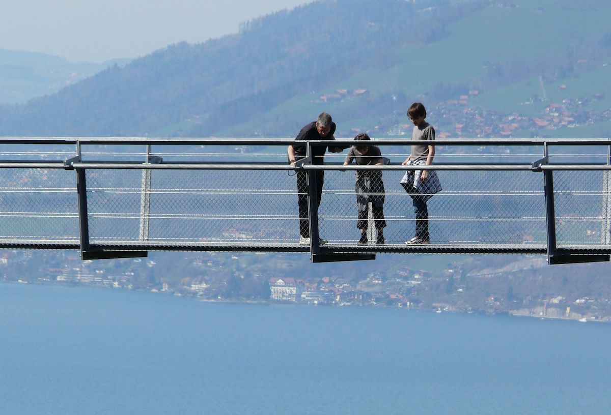 Hike: Lake Thun Panorama Trail - Hiking in Switzerland - Outdoor Tours